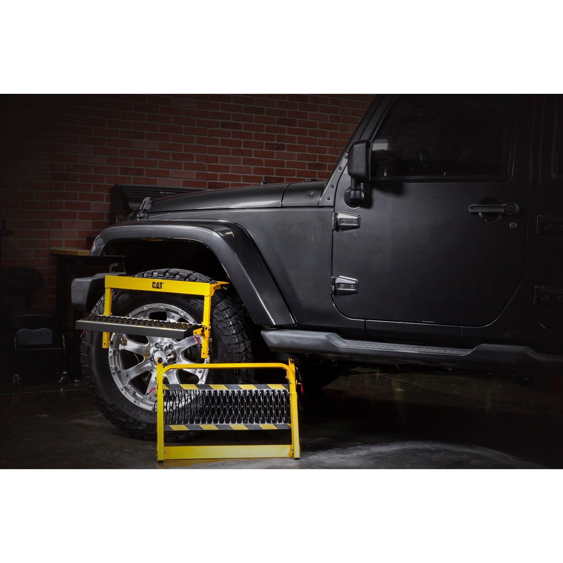 350 Pound Deluxe Truck/SUV Tire service Step – Cat Premium Products